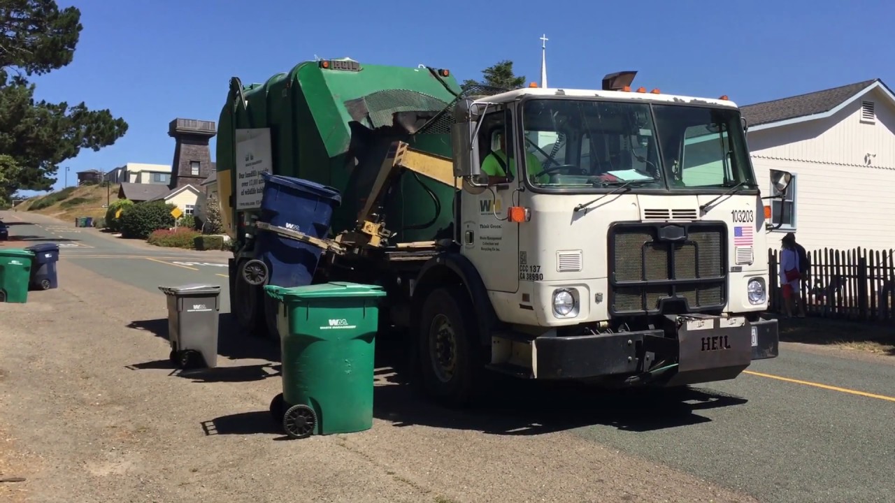 Waste Management Rapid Rail On Recycling -Garbage Truck - YouTube