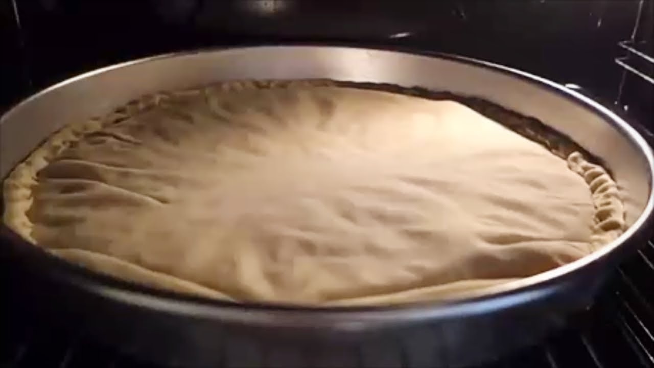 Lakrori me dy pete i Korces, me qepe dhe domate, Receta me shijen ...