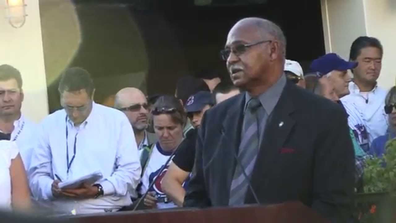 Chicago Cubs Legend Billy Williams Statue Ceremony - YouTube
