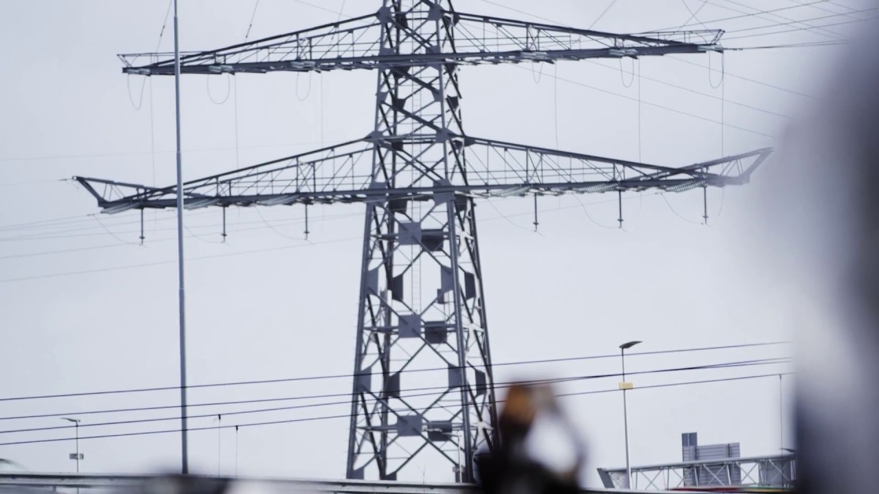 Zo bouwt TenneT een hoogspanningsstation - YouTube