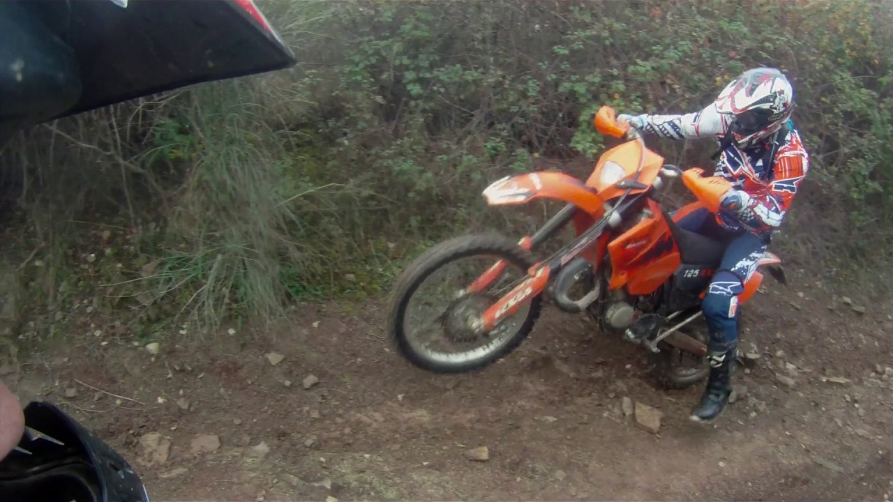 Salita di Coio Tutti piantati, quasi Enduro 4-12-2016 - YouTube