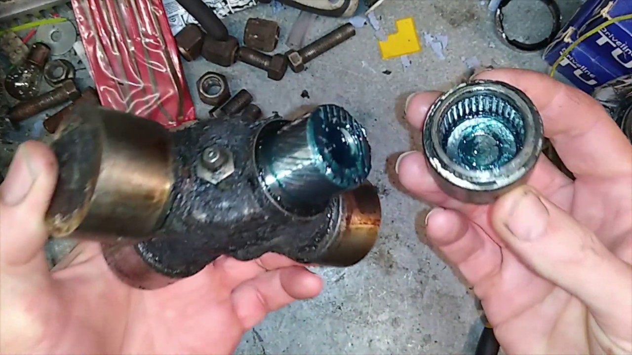 Bedford SB3 Bus Drive Shaft Rebuild (part 1). - YouTube