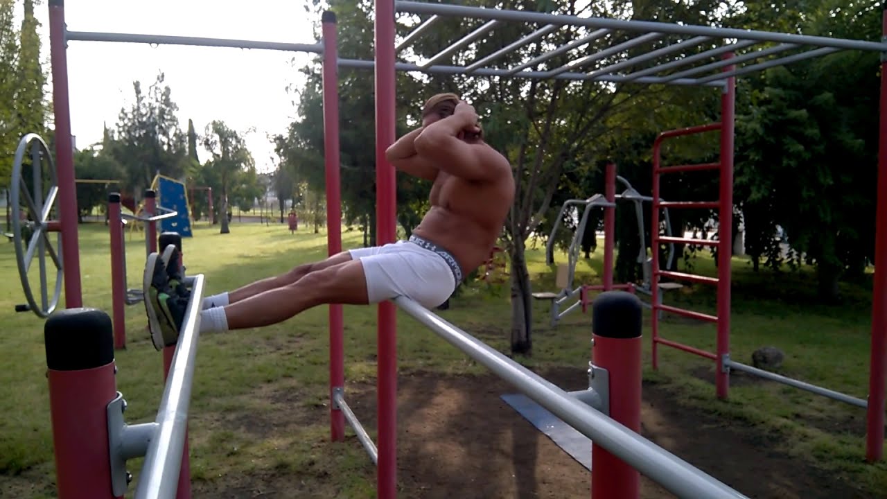 Crunches on parallel bars - YouTube