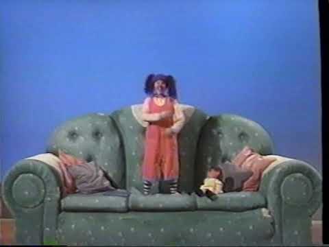 El sofá de la imaginación - opening latino