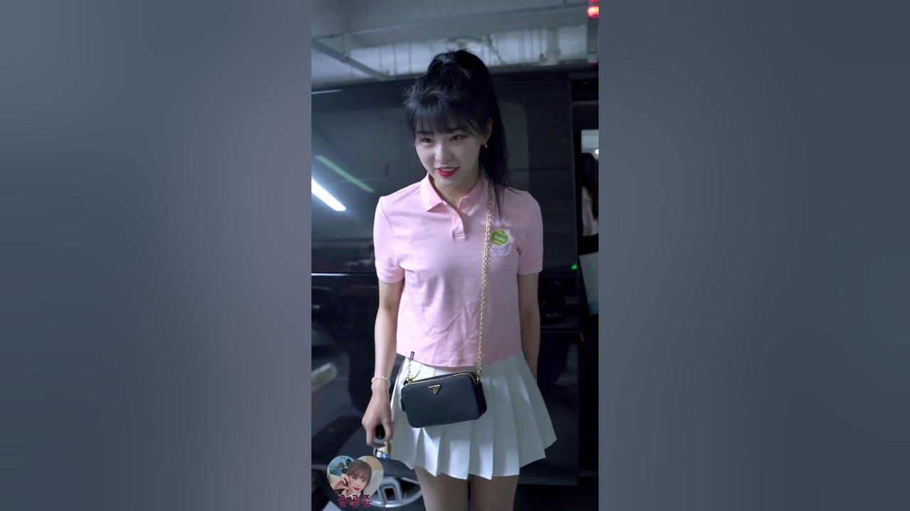 [4K] 천소윤 치어리더(Chun So-yun) - '포니테일 골프웨어룩 퇴근길' - YouTube