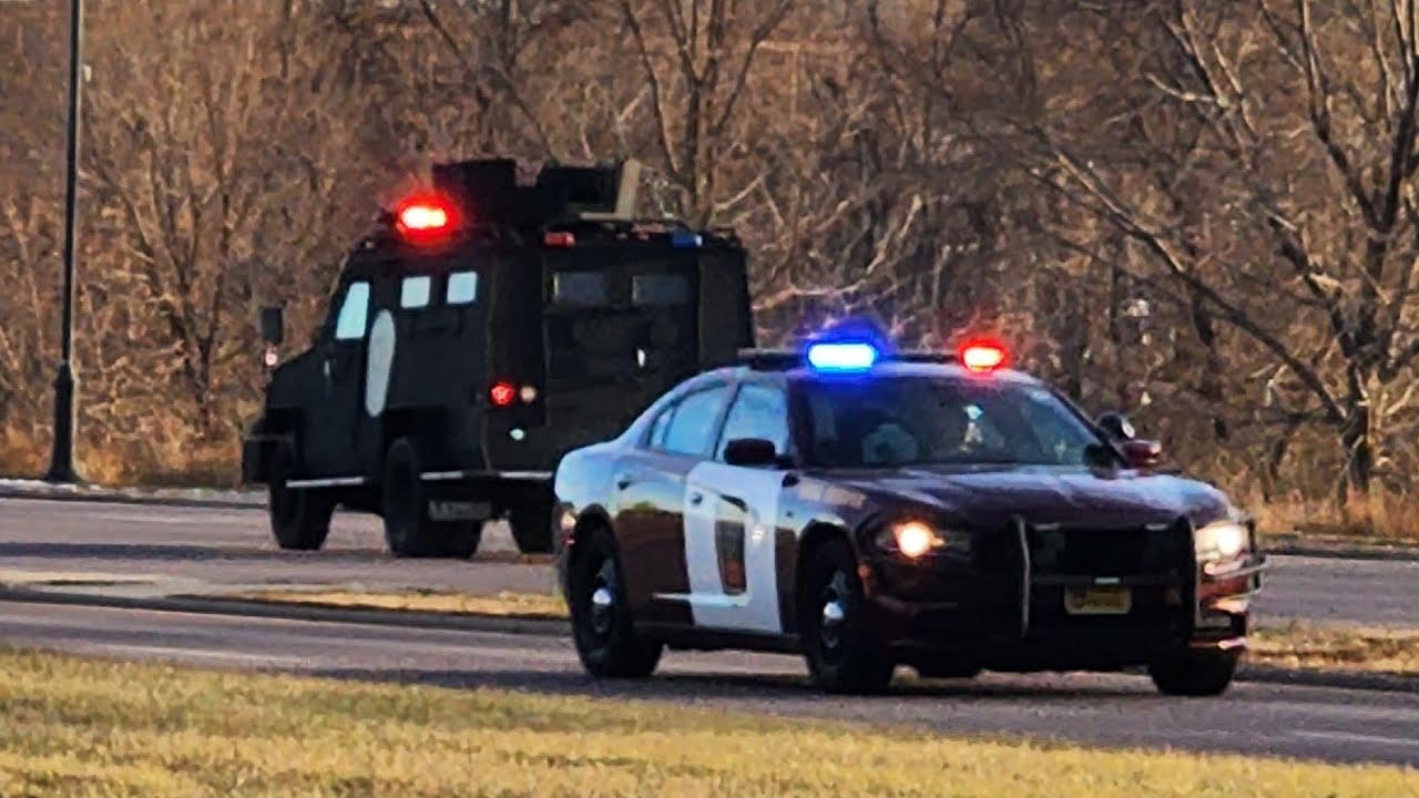 Police Briefing, standoff in Prior Lake, Minnesota - YouTube