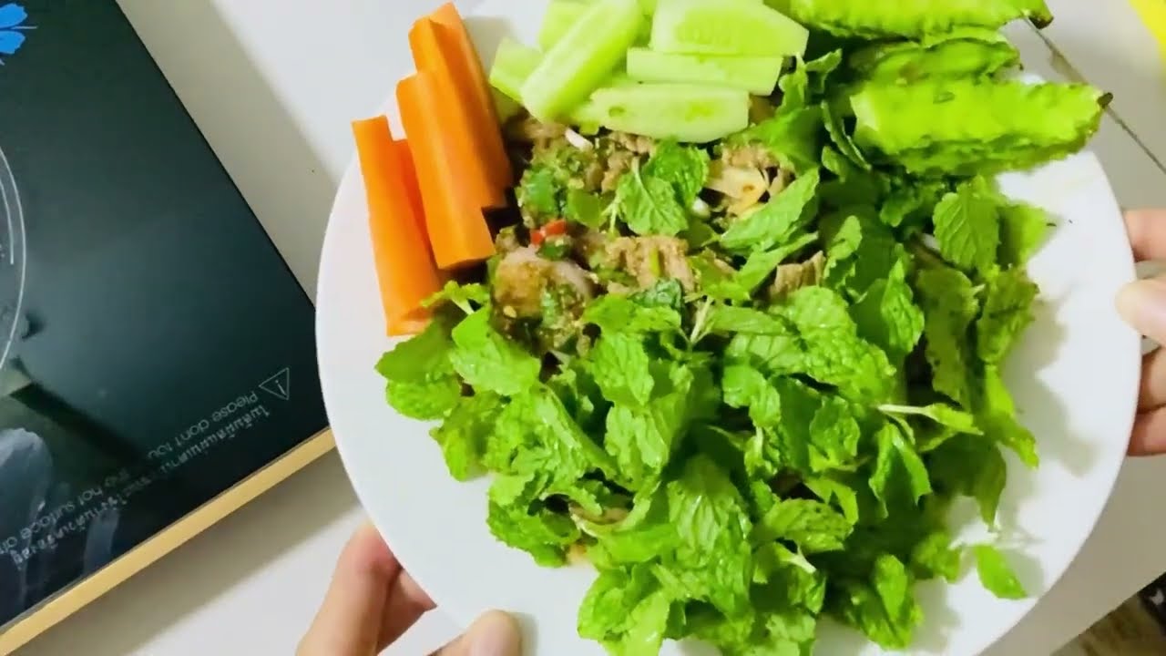 How to make Beef Lap(វិធីធ្វើឡាបសាច់គោ) - YouTube