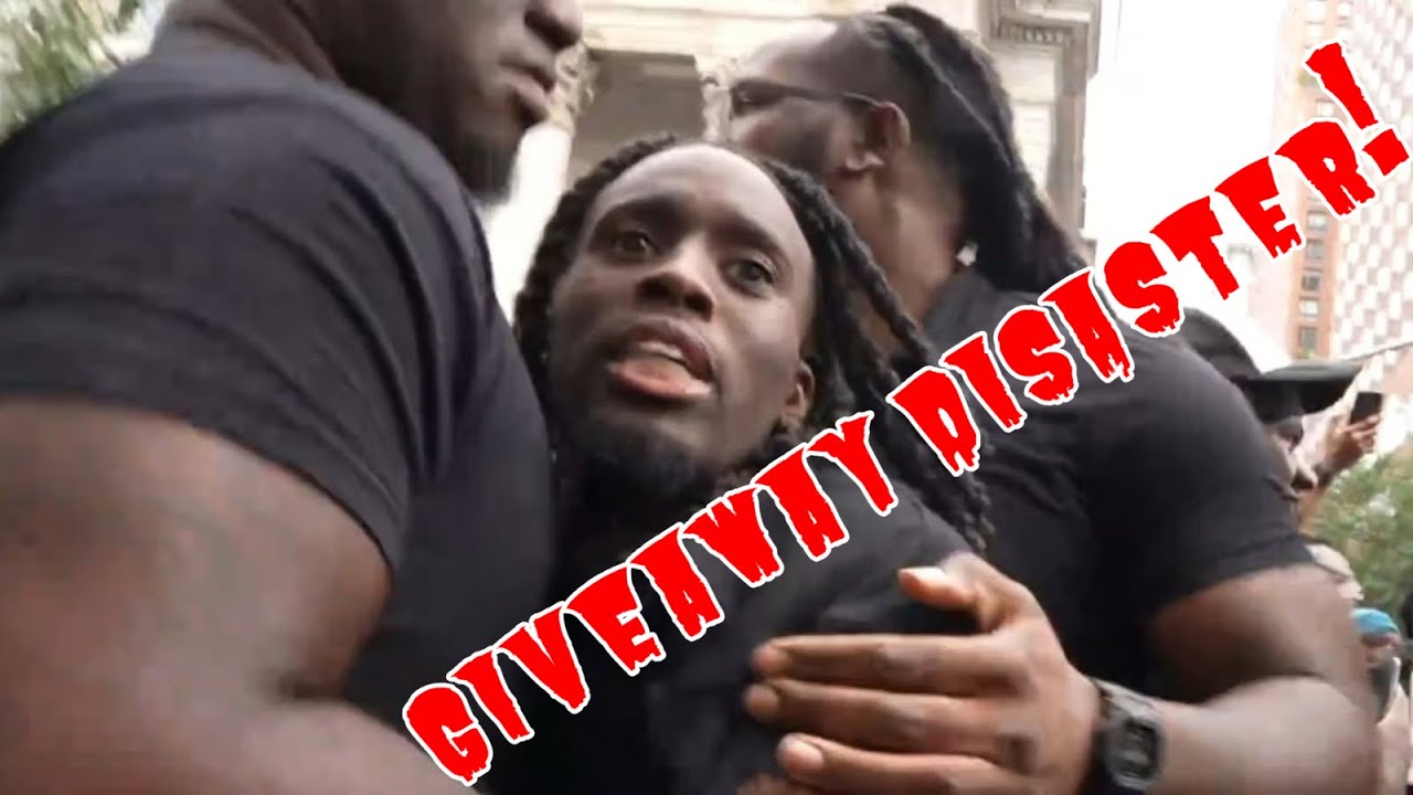 Kai Cenat Meet and Greet PS5 Giveaway Disaster - YouTube