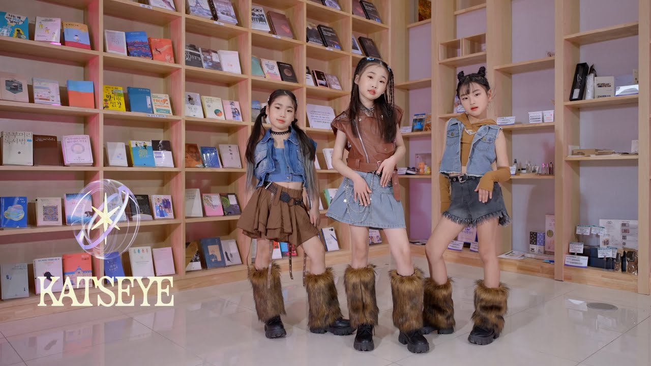 [Dance Cover] KATSEYE (캣츠아이) "Touch" COCO UNIVERSE - YouTube