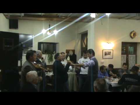 ΕΜΕΝΑ ΜΟΥ ΤΟ 'ΠΑΝ ΤΑ ΠΟΥΛΙΑ - YouTube
