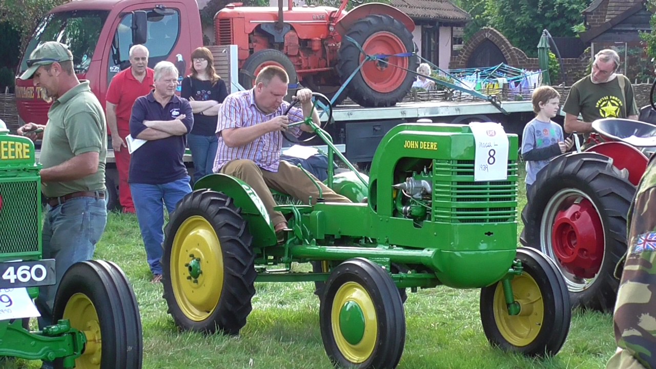 Great Gransden Vintage Tractors 2014 - YouTube