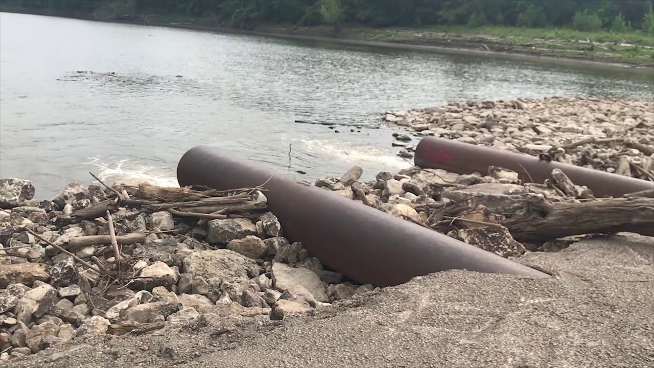 SPOT CHECK THE CENTAUR (HOWELL ISLAND) MISSOURI SURFING - YouTube