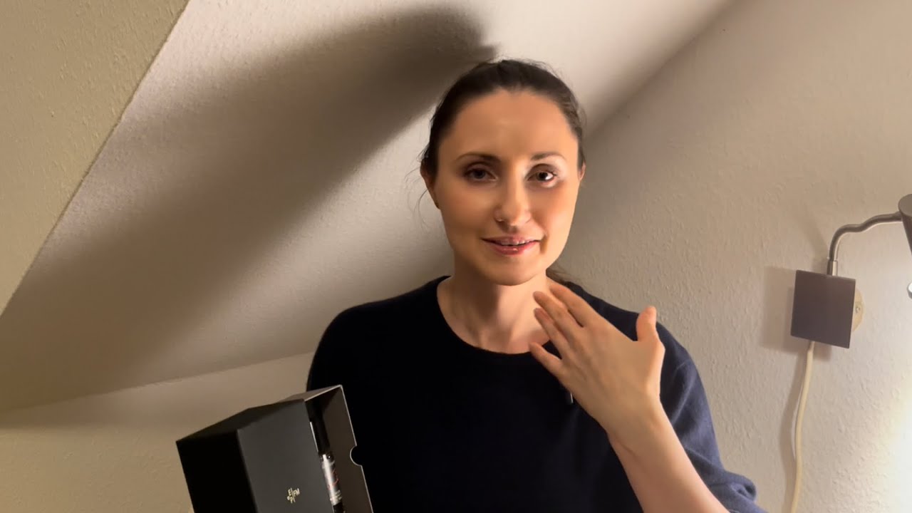 Frédéric Malle.🌹The Moon ️. Julien Rasquinet. - YouTube