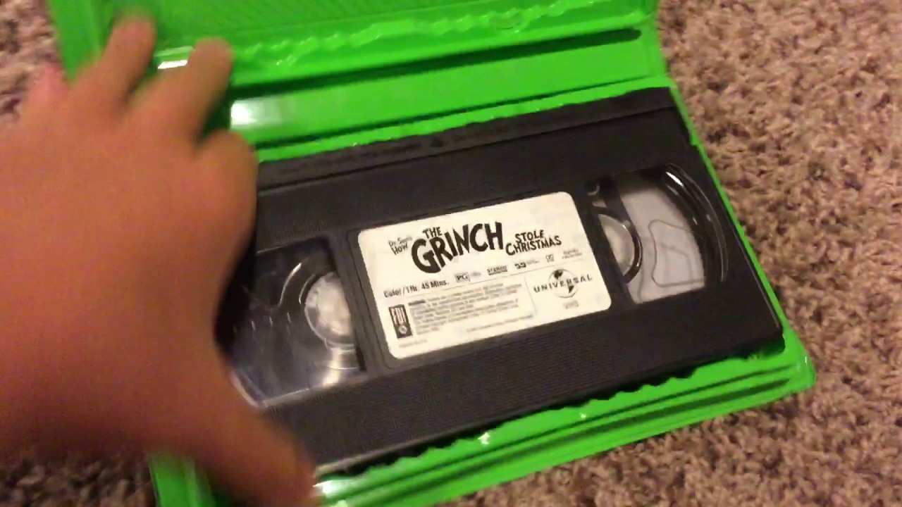 My universal VHS collection (2017 edition) - YouTube