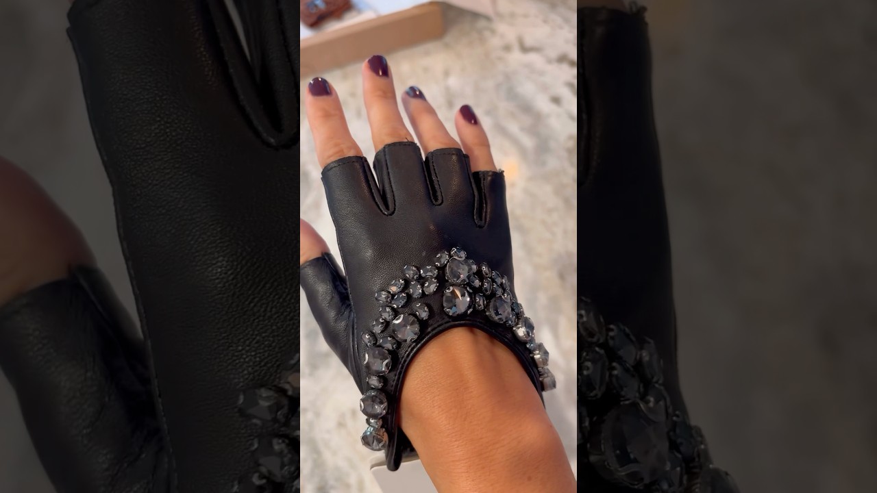 Don’t forget the most important thing this fall! Gloves from Zara - YouTube