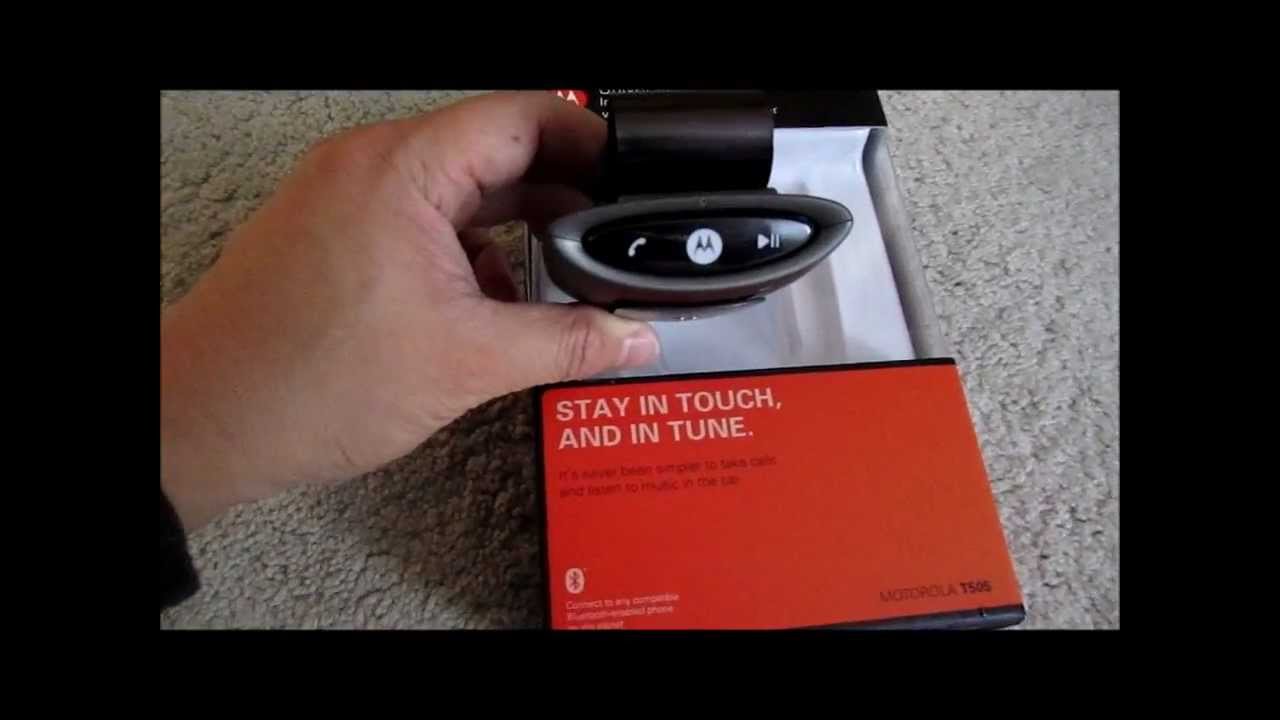 Motorola T505 Bluetooth Speakerphone FM Transmitter Review - YouTube