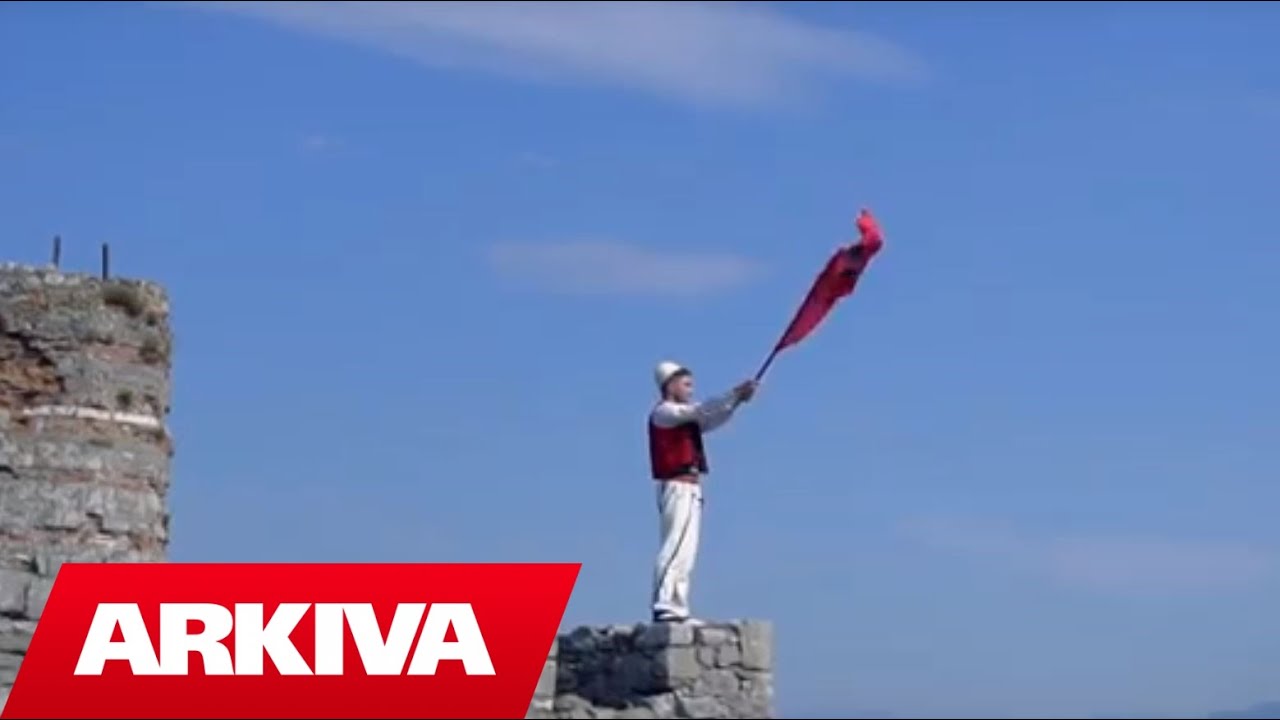 Medi Puci - Shqiptare me komb (Official Video HD) - YouTube