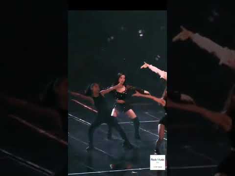 Kim Jisoo BLACKPINK 16 shots fancam