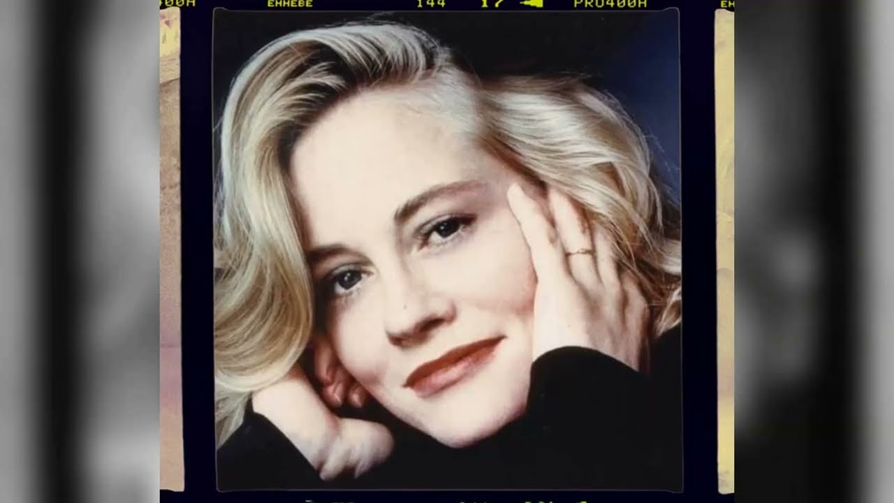 How Cybill Shepherd's pool scene in THE LAST PICTURE SHOW shocked audiences & caused it to be ...