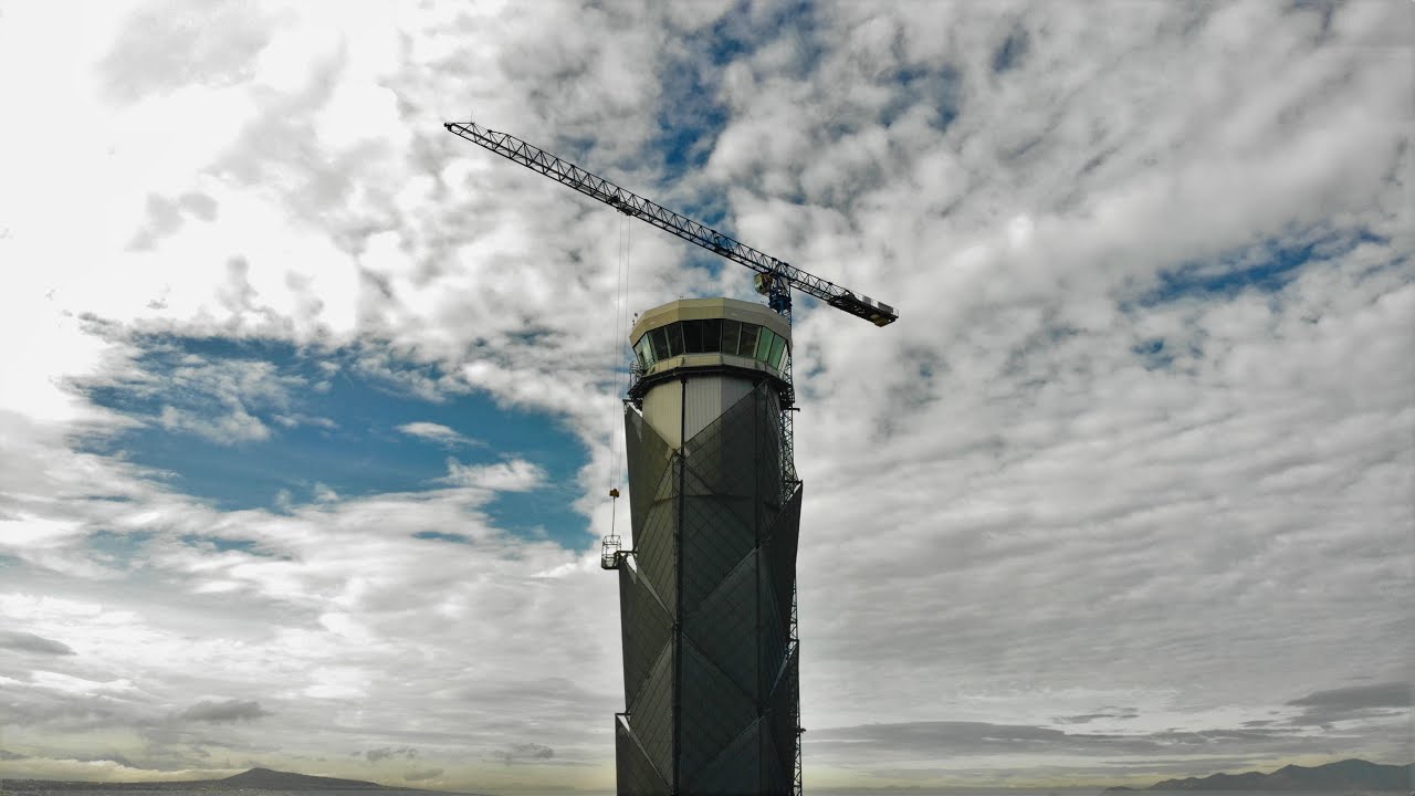 Torre de Control del AIFA: Concepto prehispánico, Chimalli y Macuahuitl ...