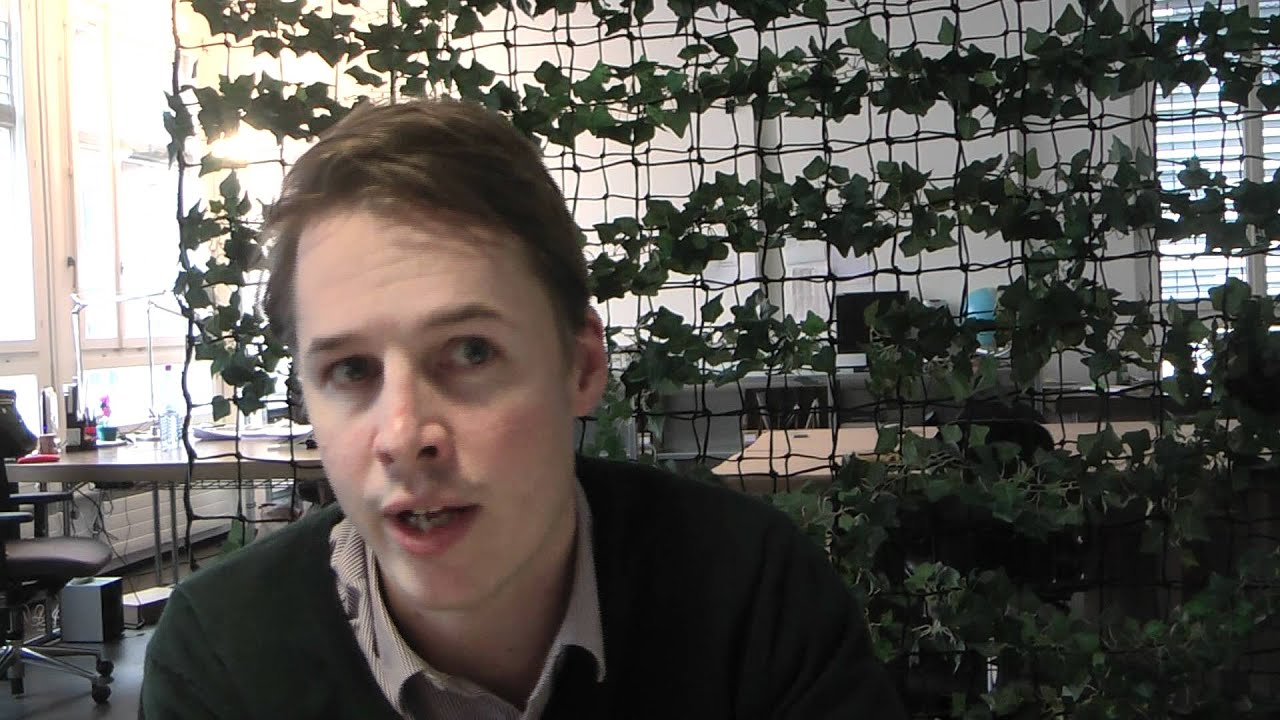 Dr. Stephan Sigrist erklärt Haemmerli den Thinktank W.I.R.E. - YouTube
