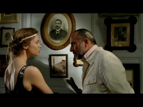 LES PETITS MEURTRES D'AGATHA CHRISTIE - LA MAISON DU PERIL