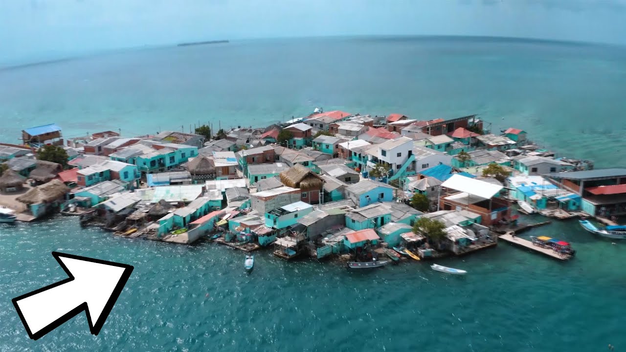 TOP 15 Strange Towns and Neighborhoods - YouTube