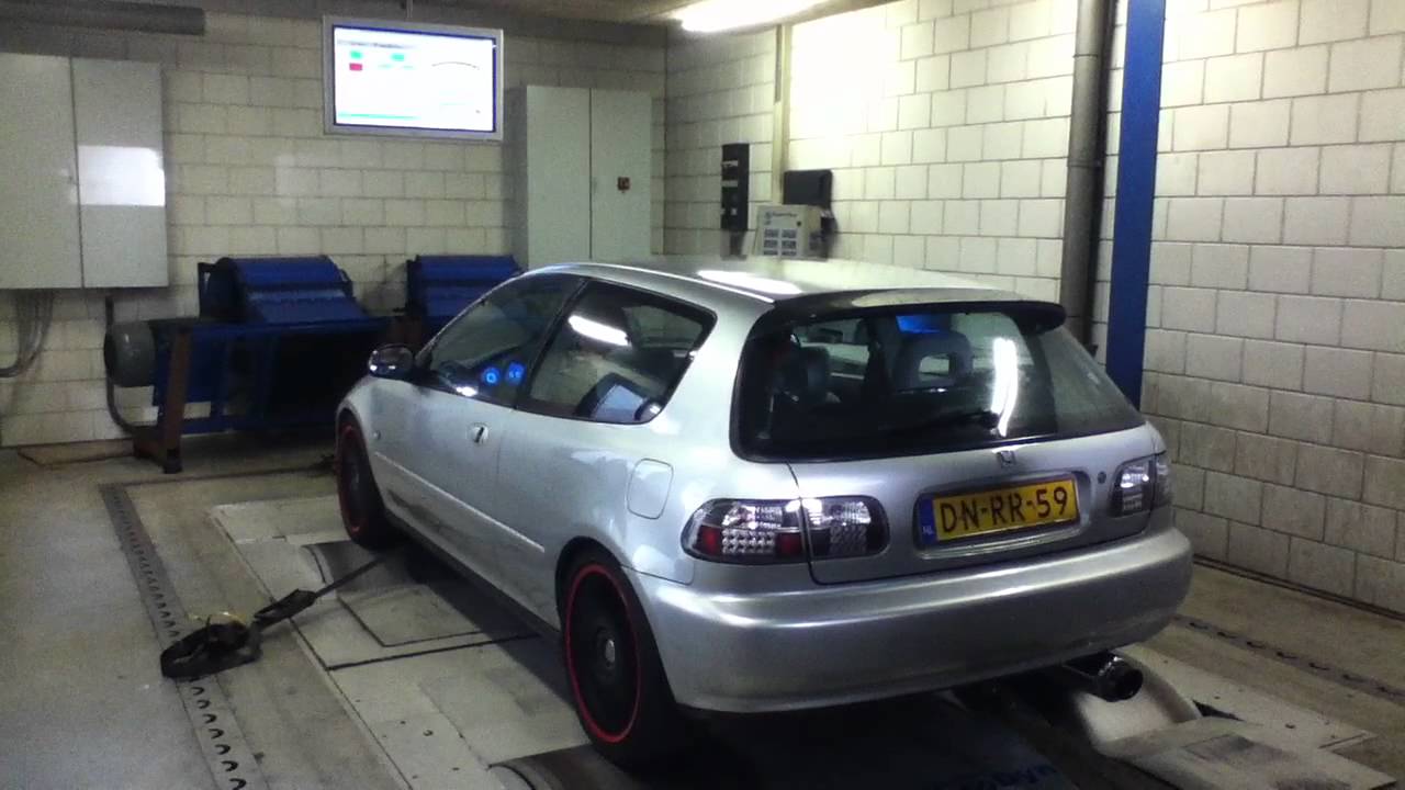Honda civic dyno D15z1 - YouTube