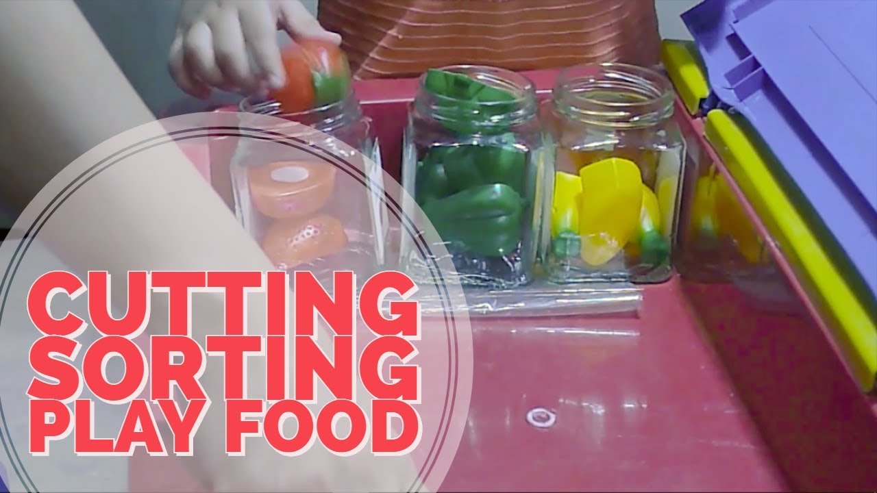 OT-inspired Activity at Home for 2yo | Cutting PLAY FOOD and Sorting ...