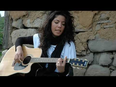 Neslihan Hiç Sevmedim (akustik) canlı
