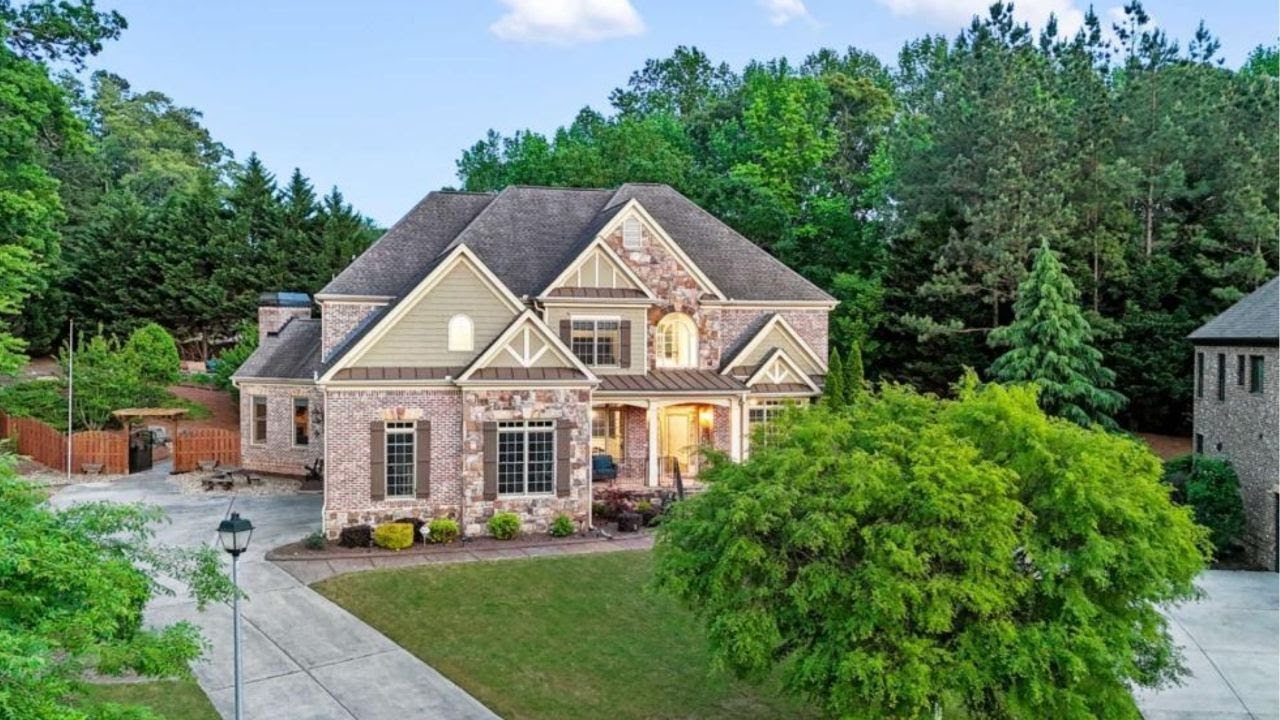 INSIDE a Beautifully Crafted Home in Georgia on a Quiet Cul-De-Sac ...