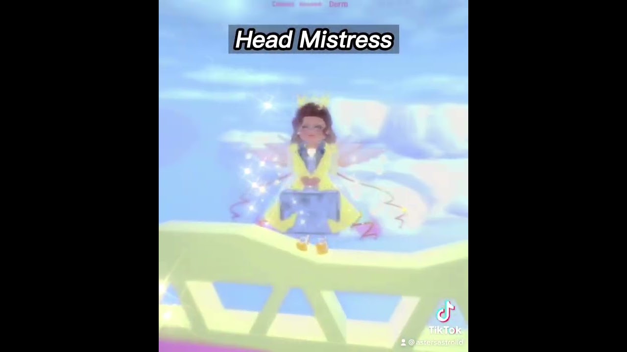 Making different npcs in Royale High part 1 - YouTube