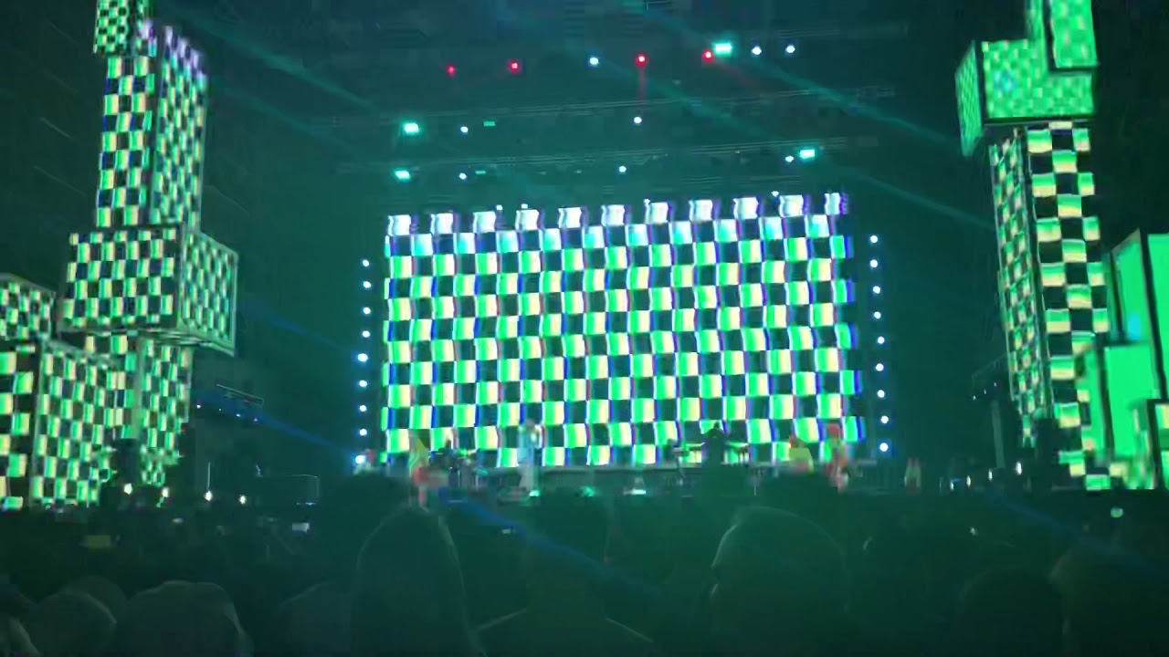Lemon Live - YouTube