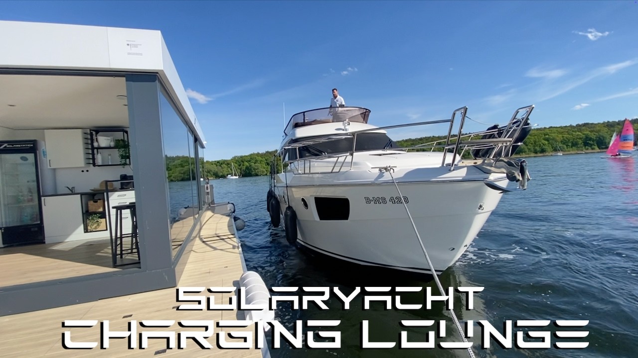 SOLAR YACHT LOUNGE: BAVARIA FLYBRIDGE & ELECTRIC BOAT racing docking ...