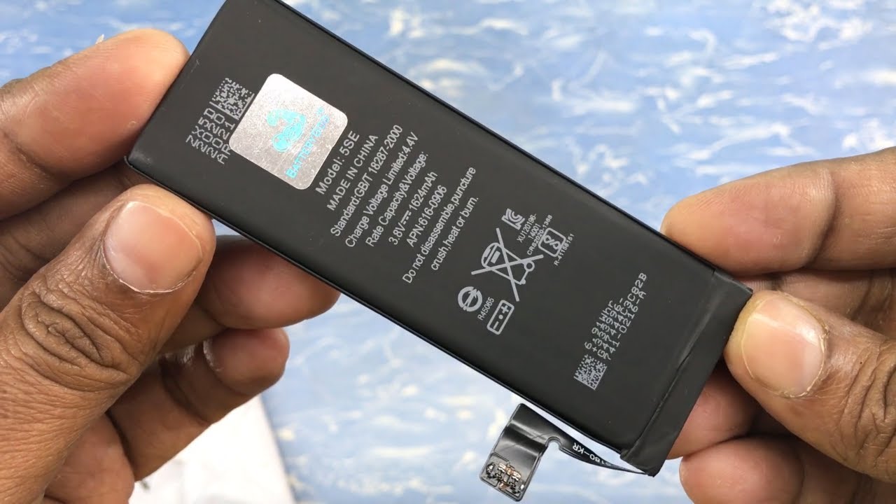 iPhone SE replacement Battery unboxing. - YouTube