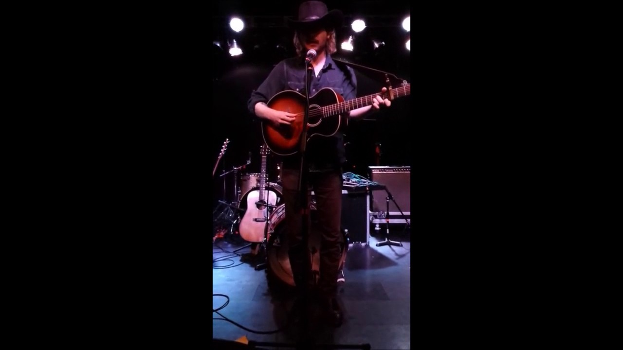 Colter Wall Kate McCannon Remastered - YouTube