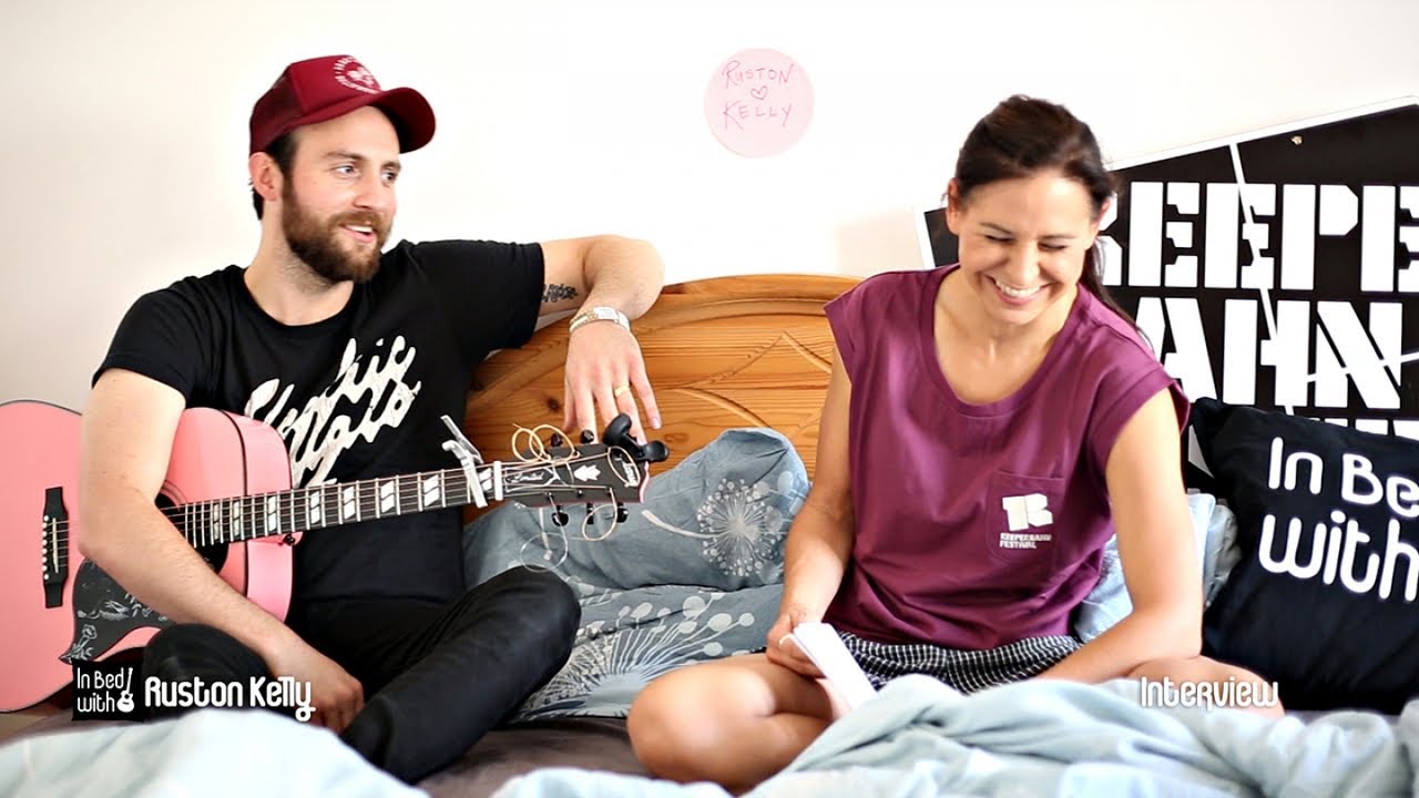 Ruston Kelly - In Bed with Interview at Reeperbahn Festival 2018 - YouTube