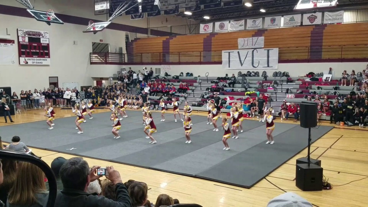 HMS Cheer Team TVCI Performance - YouTube