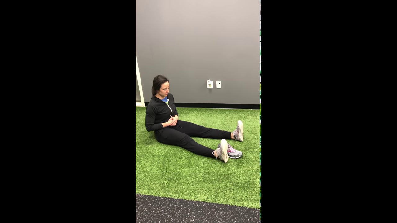 Hip flexion in long sitting - YouTube
