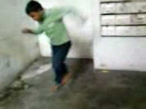 Budak kecik shuffle