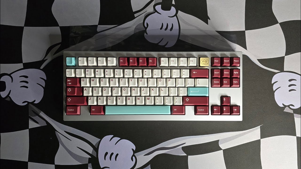 CW88 by Cruel World - Cherry Black MX2A - YouTube