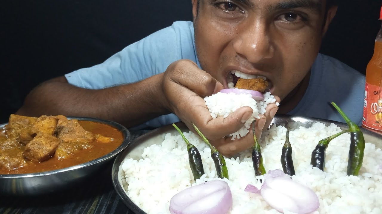 Eating Rice With Butter Chicken Curry - YouTube