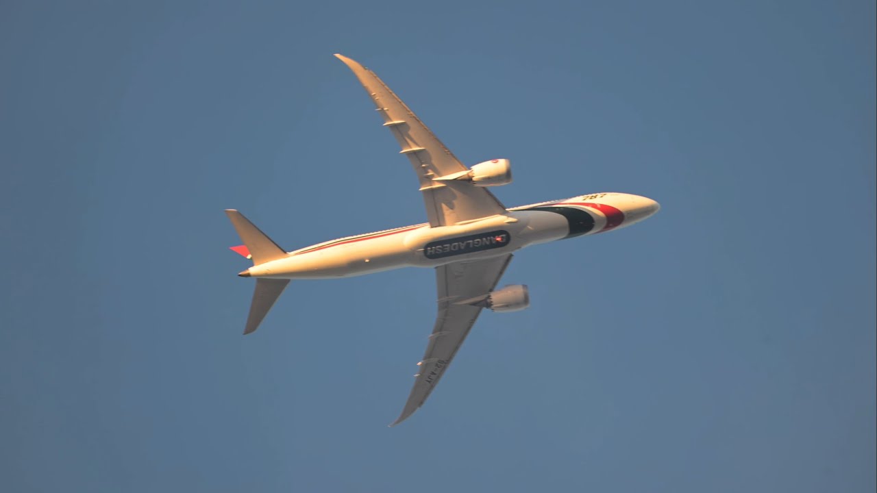 Biman Bangladesh Boeing 787-9 flying overhead with incredible golden ...