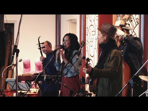 Ginalina - Diu Diu Deng (Taiwanese Train Song) | Music Video