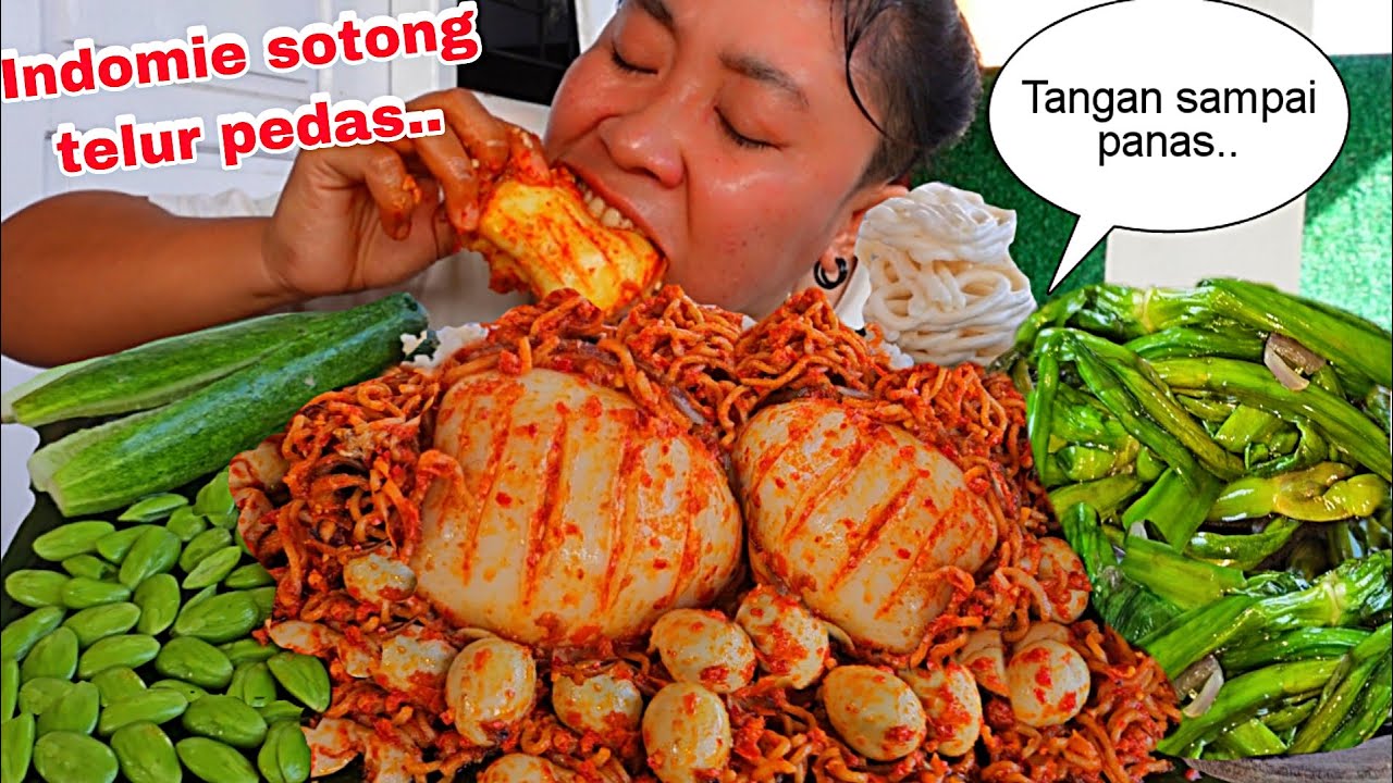 TANGAN SAMPAI PERIH 🥵‼️INDOMIE SOTONG TELUR PEDAS - YouTube