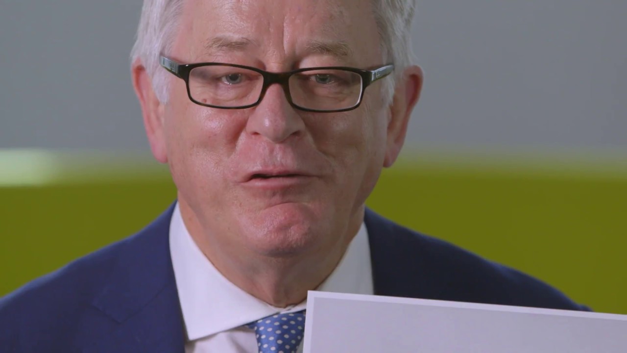 La Trobe University Living History: Andrew Robb - YouTube