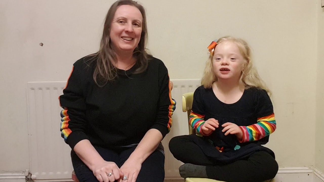 Makaton for 'Toast' 🍞 - YouTube