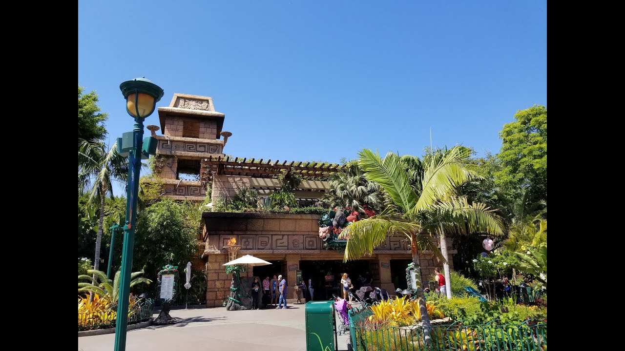 Rainforest Cafe at Downtown Disney - YouTube