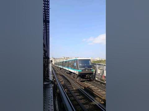 [Métro ligne 6 RATP] Départ d'un MP89CC n°04 à Bir-Hakeim vers CDG Étoile #shortsvideo #ratp # ...