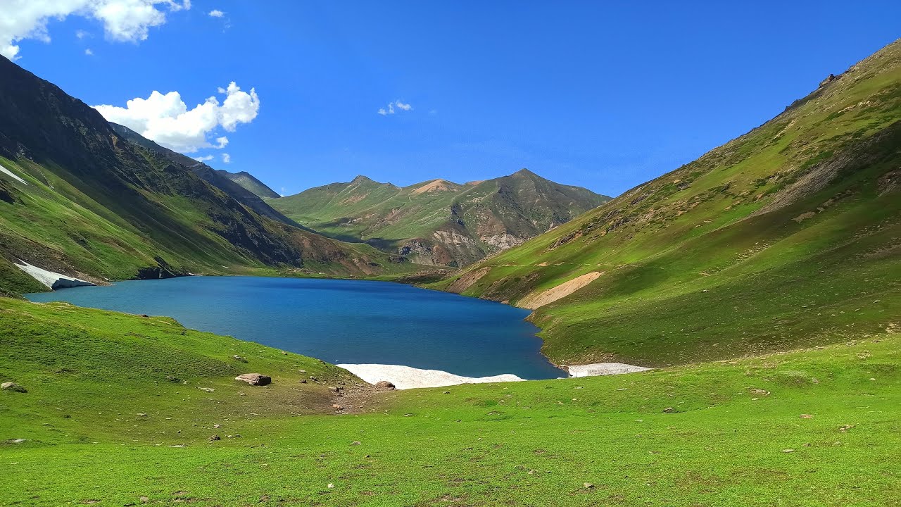 A hike to Saral Lake via Juma Pass | 6 Days Trekking from Neelam Valley ...